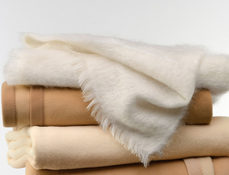 Couverture en matière naturelle ou en matière synthétique - Linvosges